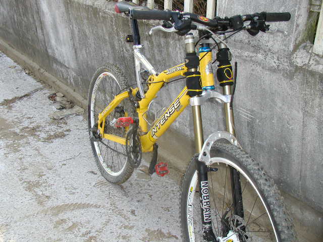 01년 intense uzzi sl 판매 합니다. - 장터-완성차/프레임 - 산악자전거가 시작되는곳! 와일드바이크